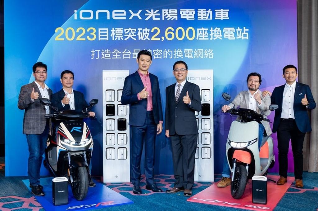 Ionex宣布2,000座換電站達標 自信問鼎2024電車冠軍 - 商情 - 工商時報