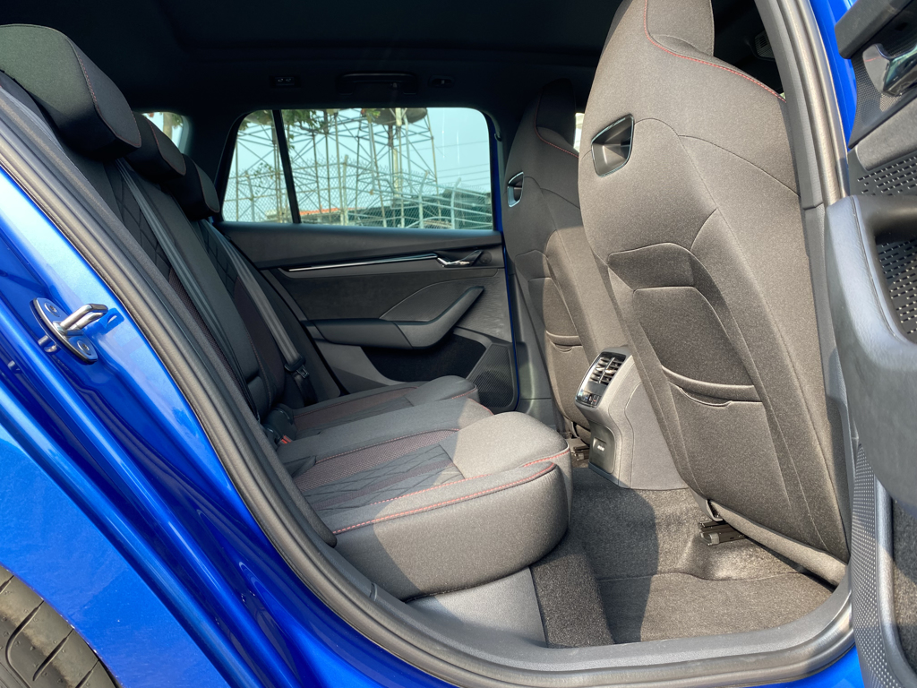 試車報告》展現差異化 Škoda OCTAVIA Combi RS - 商情 - 工商時報