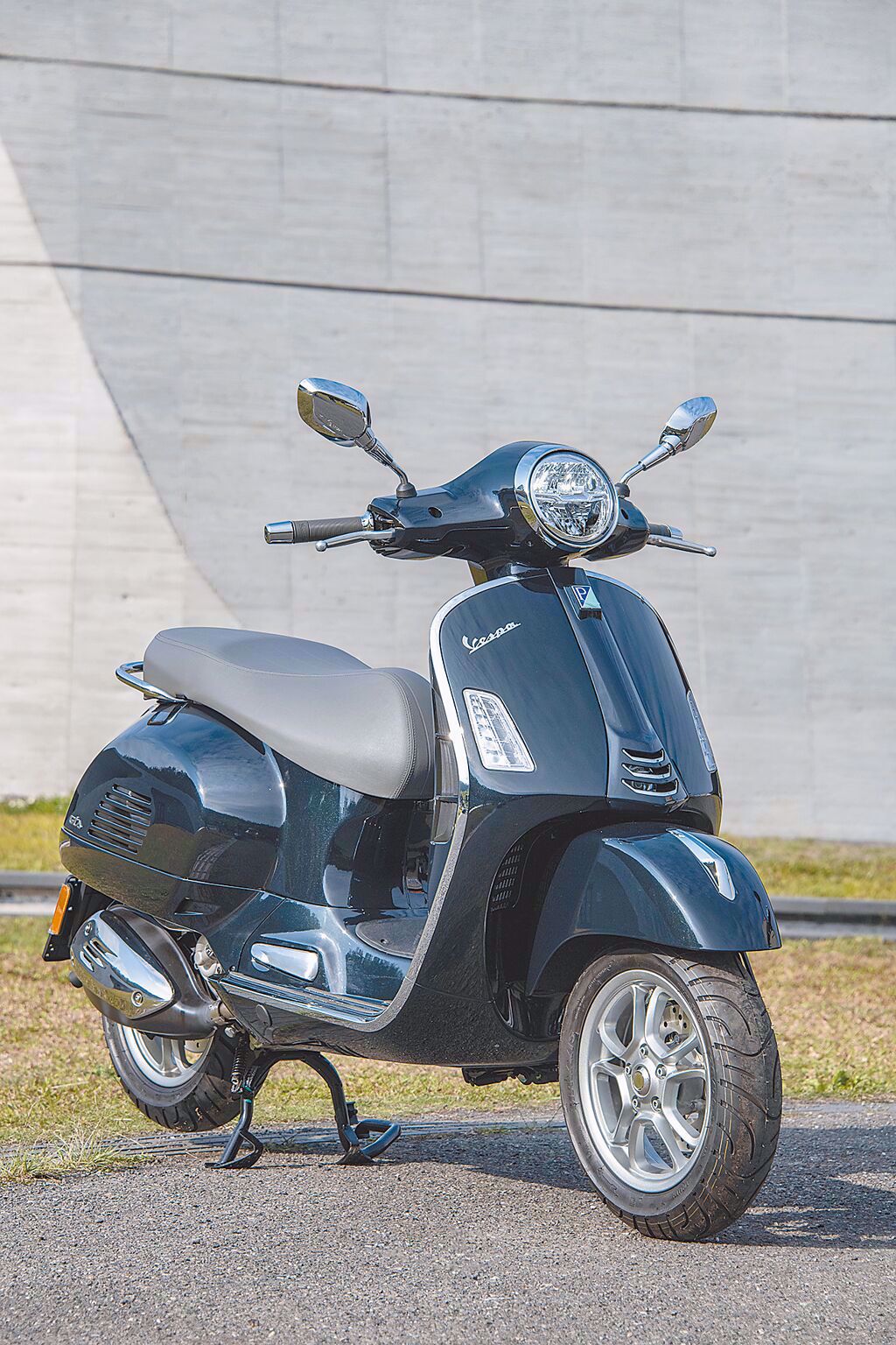 試車報告》Vespa GTV 300 滿身新科技 - 樂活 - 工商時報