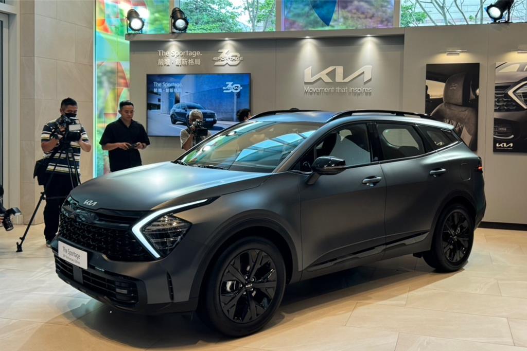 KIA 30周年特仕版升級配備17萬 136.9萬限量上市 - 產業 - 工商時報