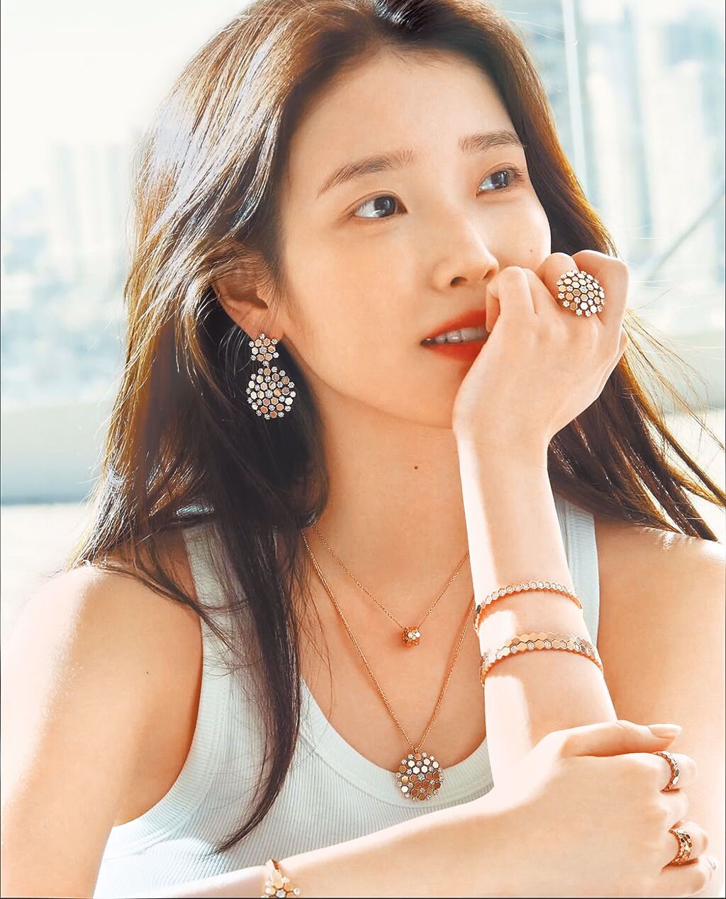 IU與車銀優為CHAUMET珠寶宣傳，豪華陣容引發熱議 - 樂活 - 工商時報