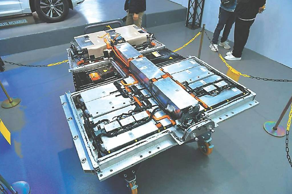 AES-KY Q1賺近一個股本 - 日報 - 工商時報