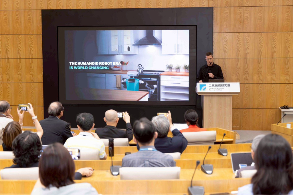 智慧機器人論壇登場 ITIC攜手Agility Robotics共創台美合作新契機 - 商情 - 工商時報
